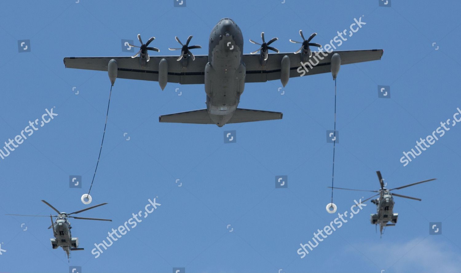 Us Air Force Kc130j Refueling Tanker Editorial Stock Photo - Stock ...