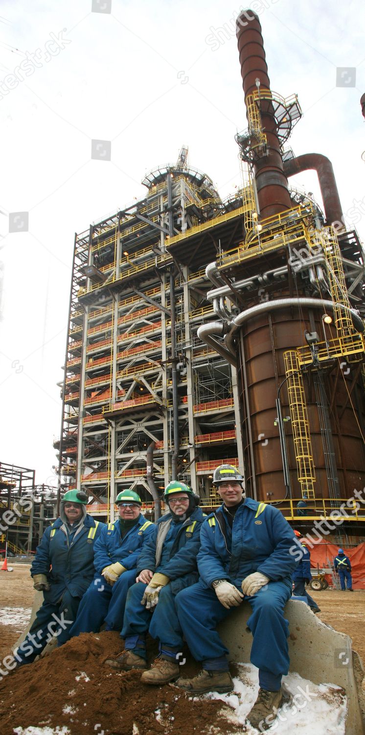 Group Construction Workers 84 Billion Worth Editorial Stock Photo ...