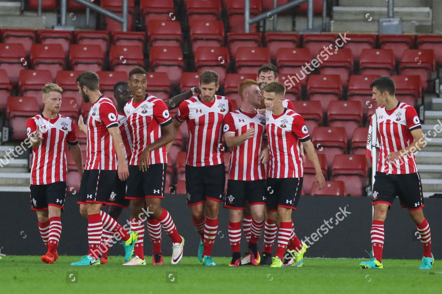 Southampton Players Celebrate Josh Sims Southampton Editorial Stock ...
