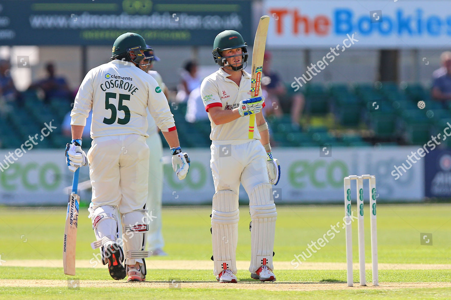 Angus Robson Leicestershire Celebrates Scoring Halfcentury Editorial ...