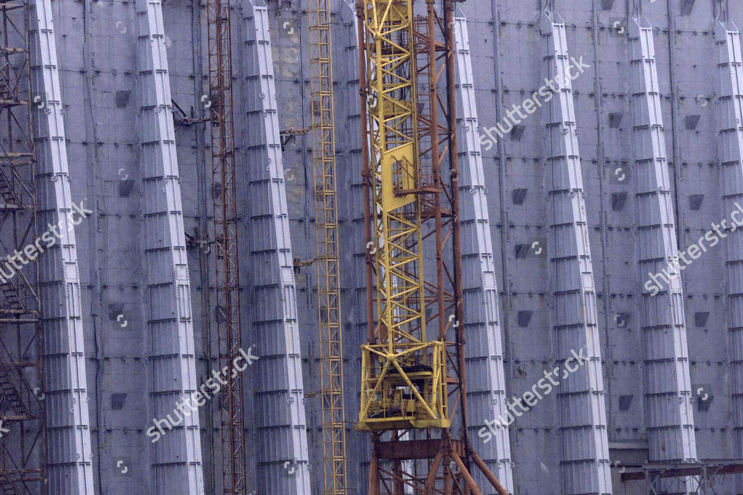 Chernobyl Nuclear Power Station Showing Sarcophagus Editorial Stock ...