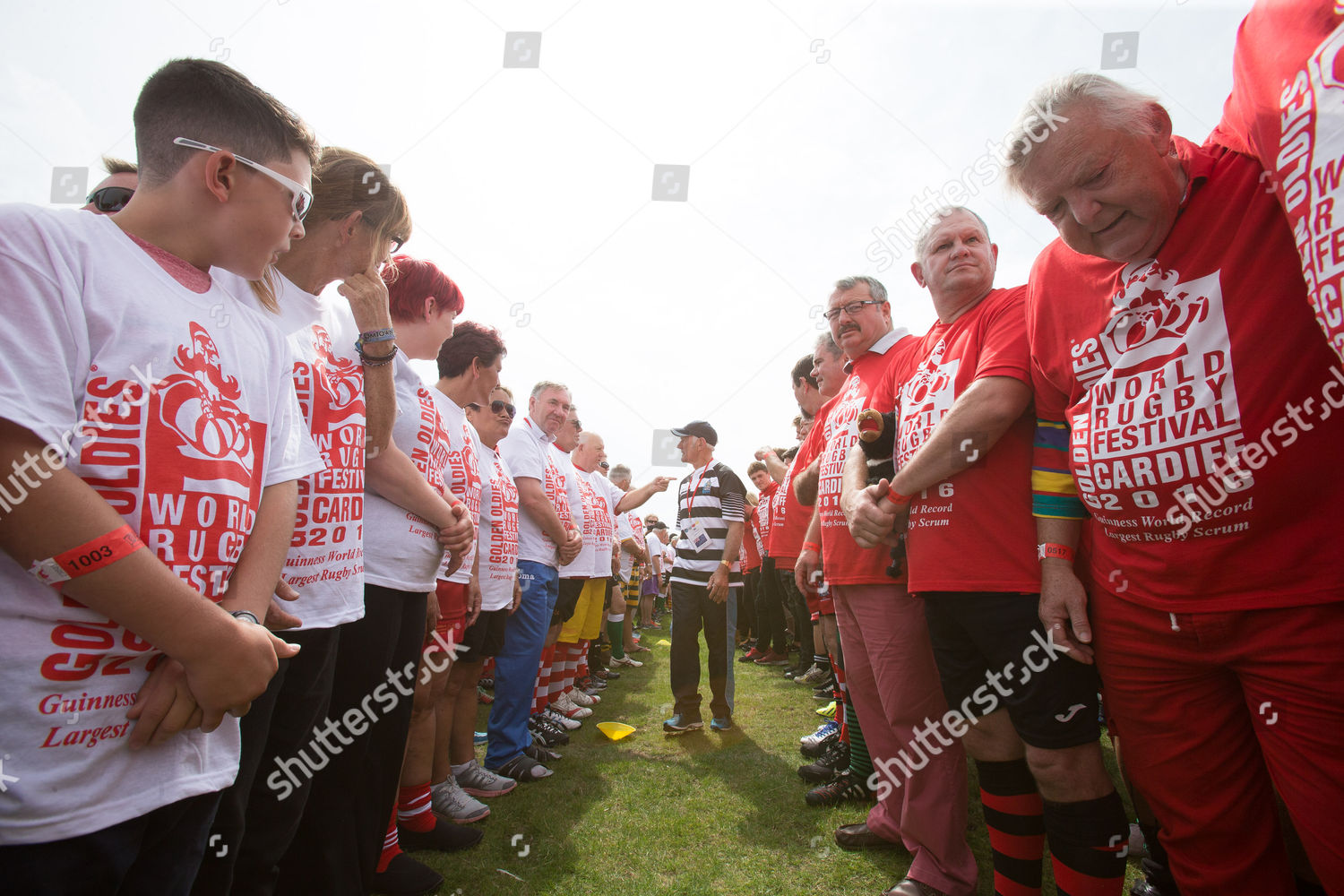 Participants Wait Bind Together Attempt Worlds Editorial Stock Photo ...