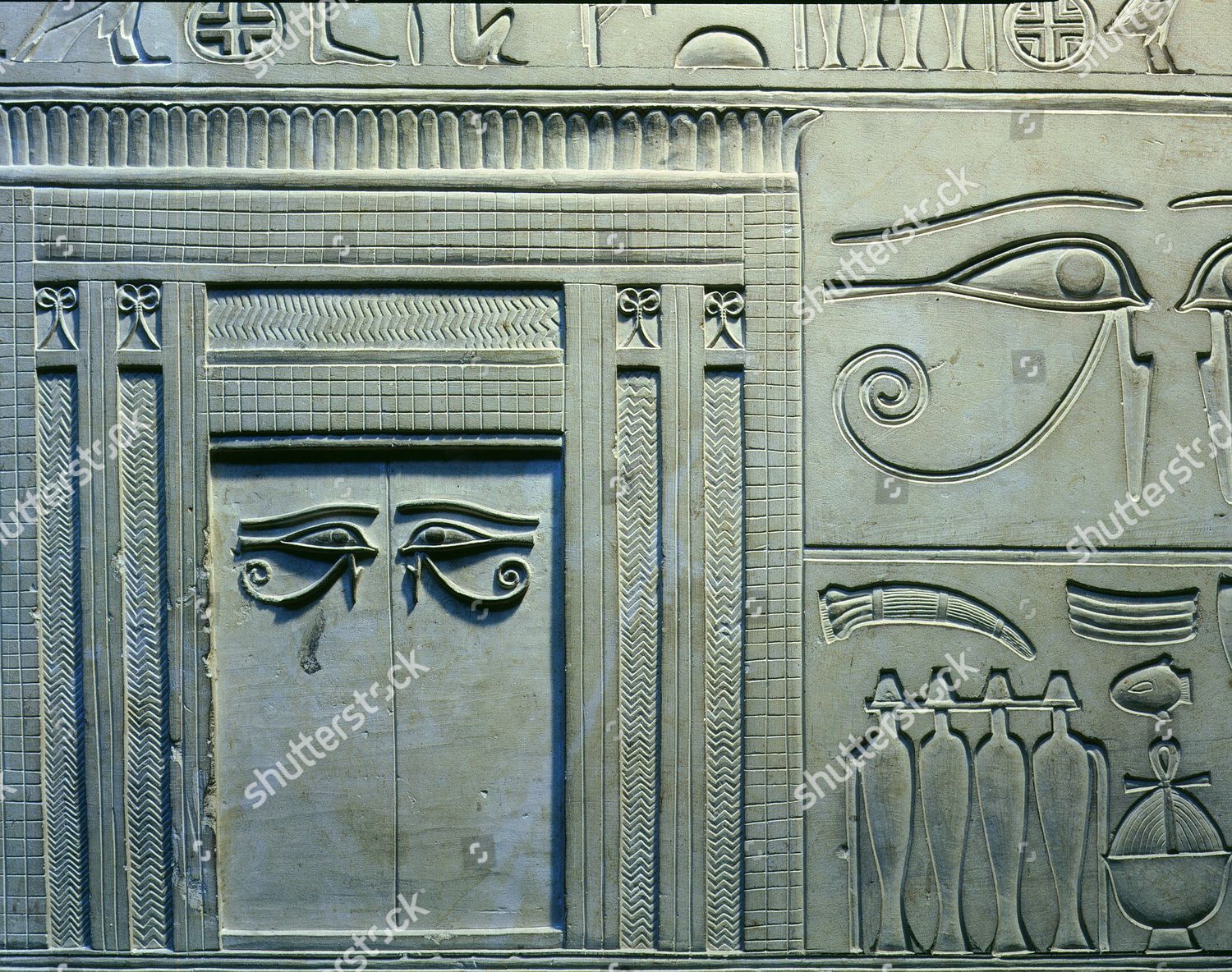 Palace Facade Cavetto Cornice Doors Decorated Editorial Stock Photo ...