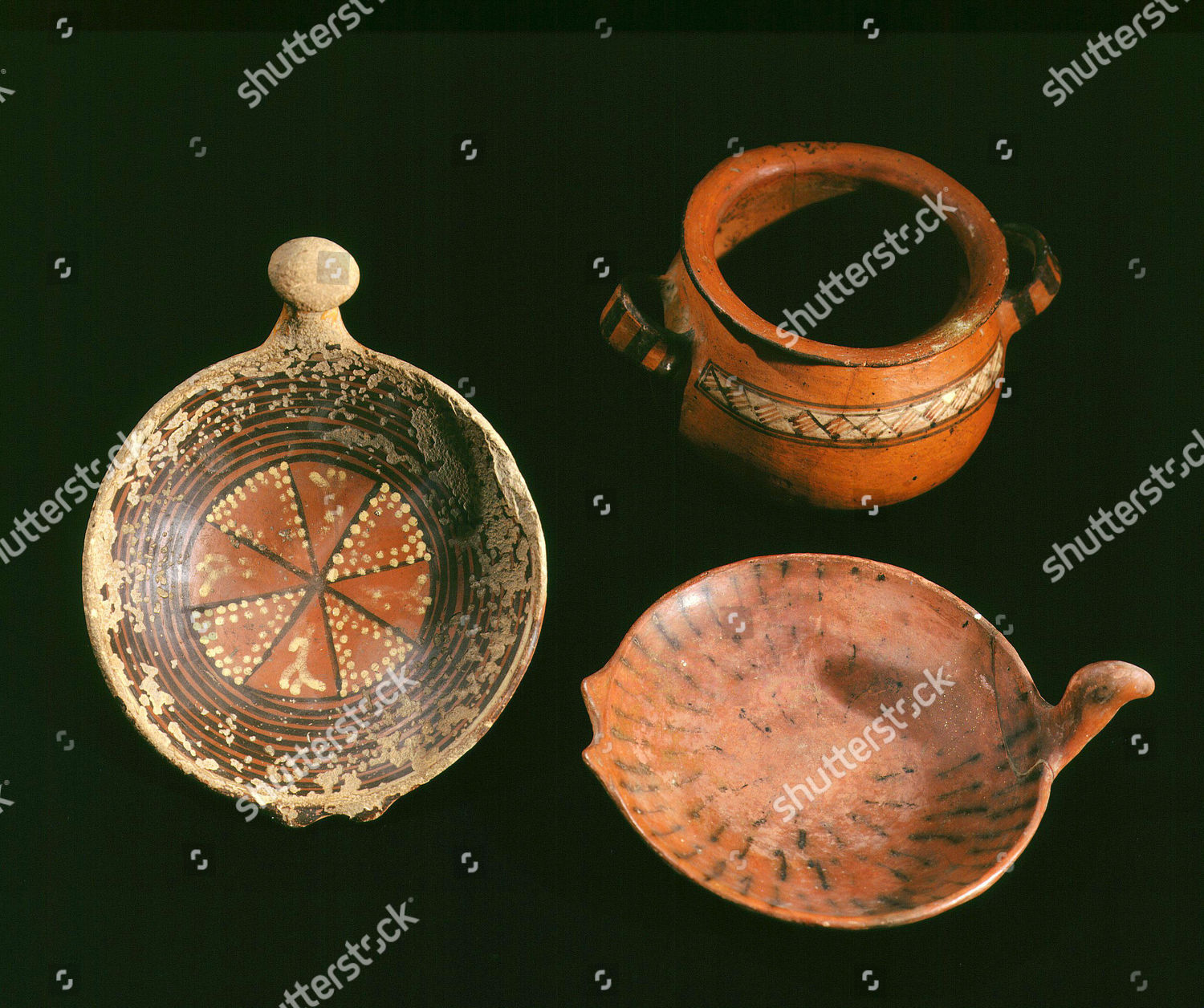 3 Pots Ceramic Inca Culture Copacabana Editorial Stock Photo - Stock ...