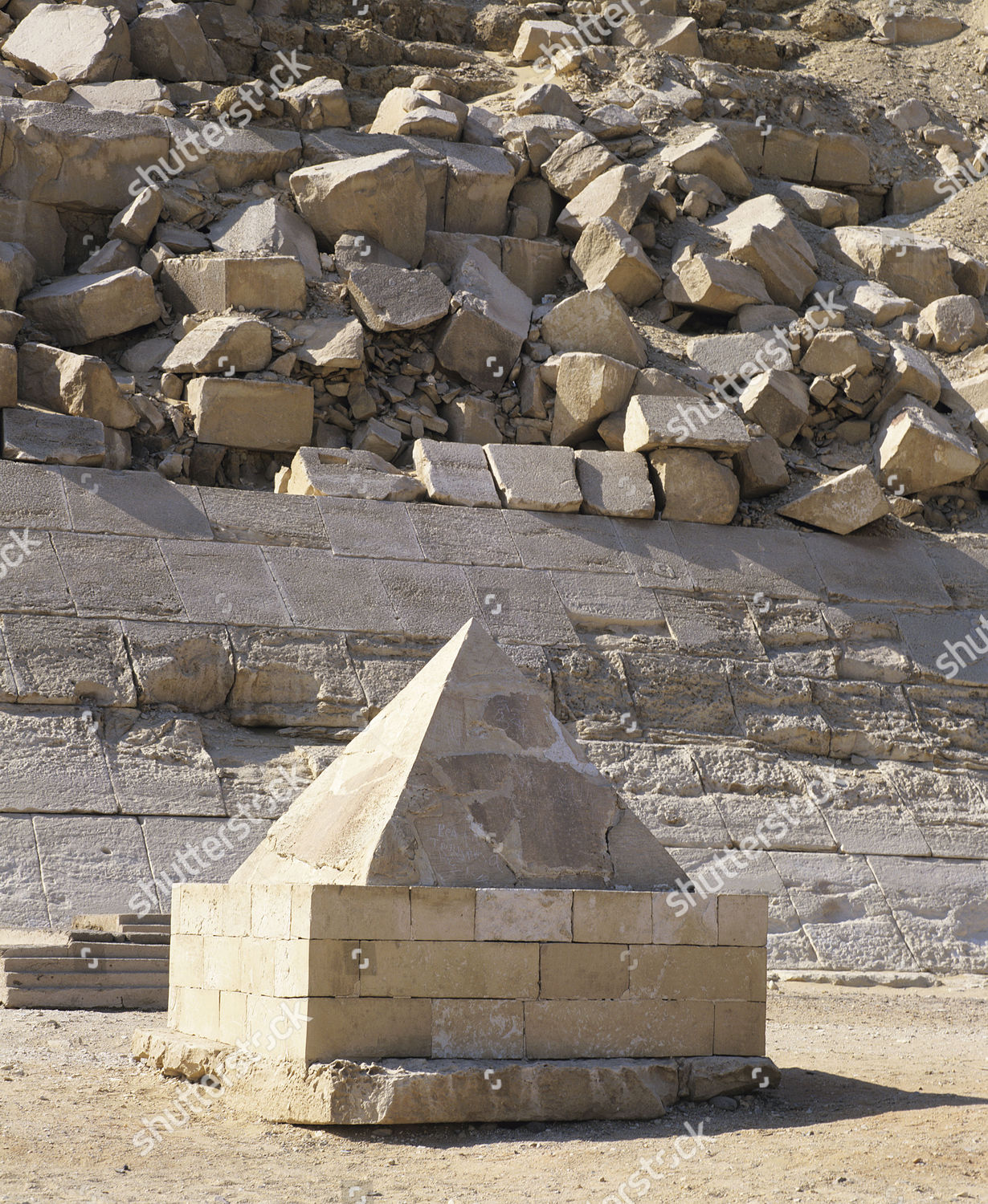 Pyramidion Red Pyramid Snefru 1st King Editorial Stock Photo - Stock ...