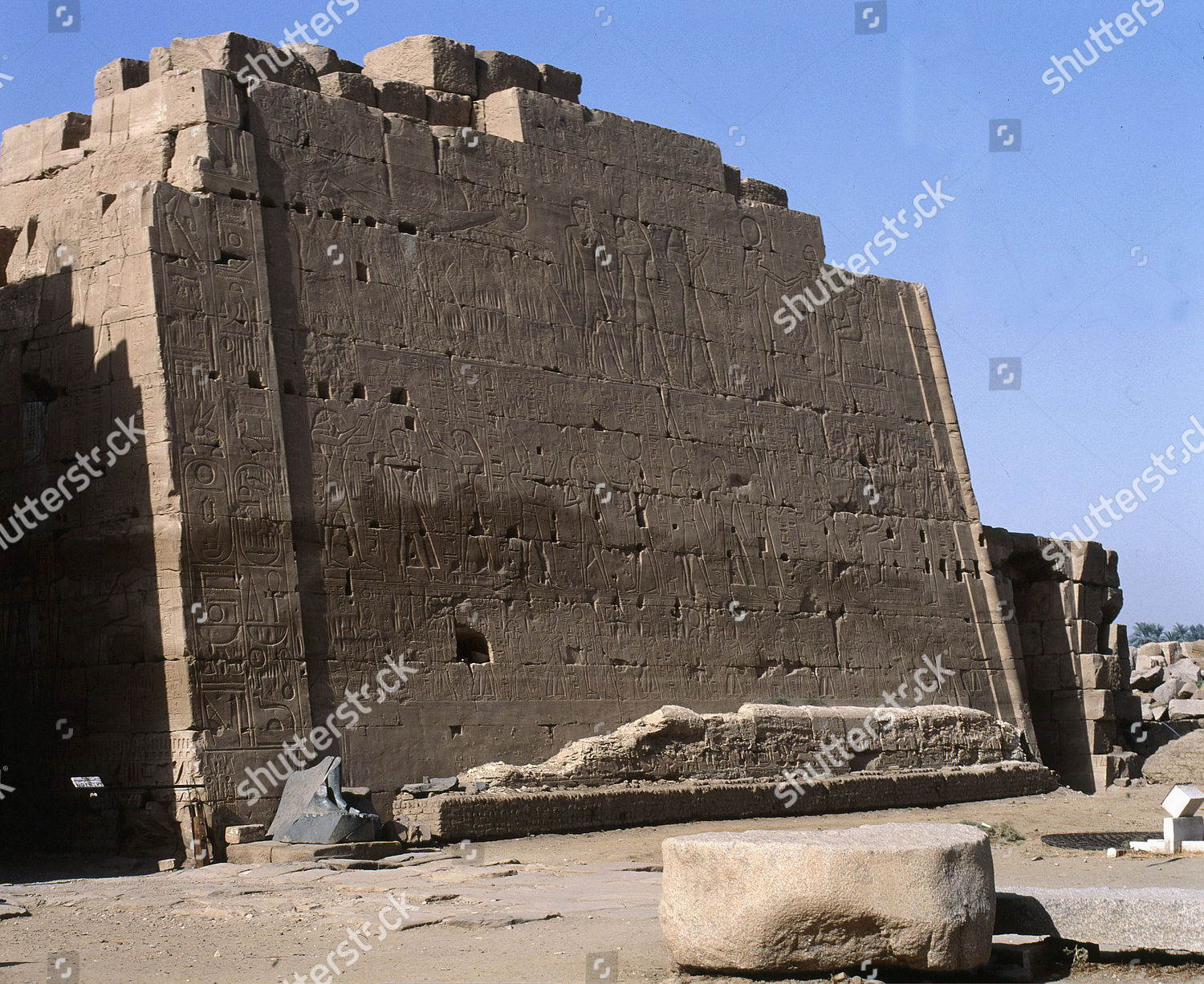 Eighth Pylon Gateway Built By Hatshepsut Editorial Stock Photo - Stock ...