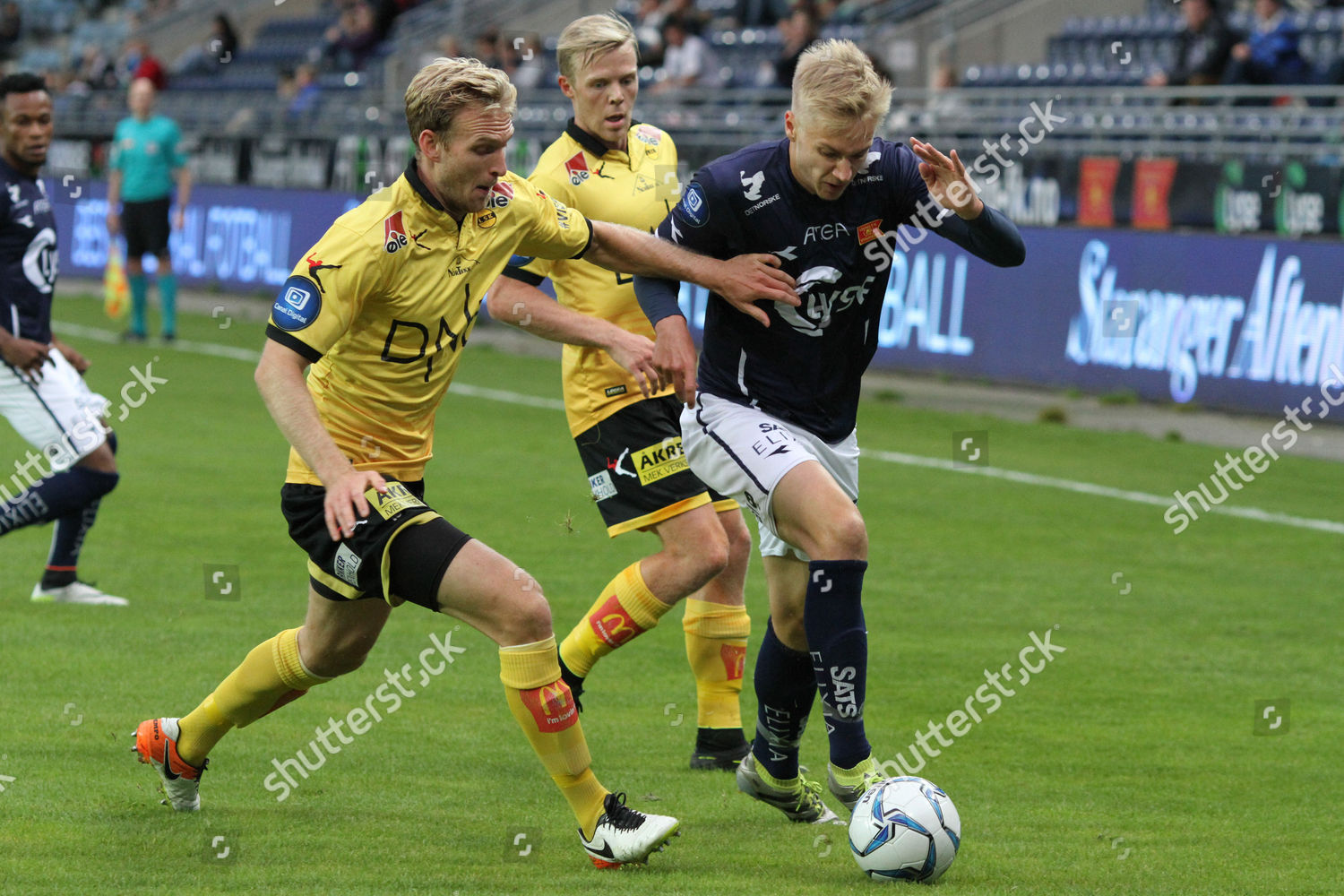 Patrick Pedersen Viking Stavanger Action Against Editorial Stock Photo ...