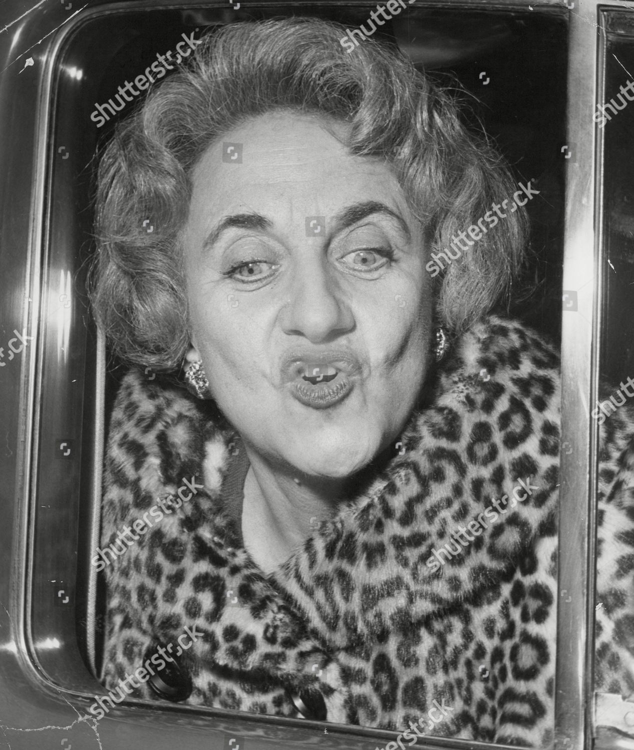 Actress Hermione Gingold Arriving Paddington Station Editorial Stock ...