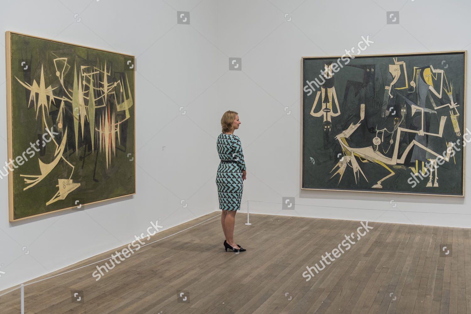 End Night 1969 Abalochas Dance Dhambala Editorial Stock Photo - Stock ...