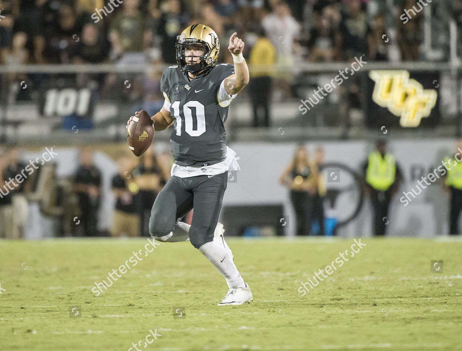 Ucf Knights Quarterback Mckenzie Milton 10 Editorial Stock Photo ...