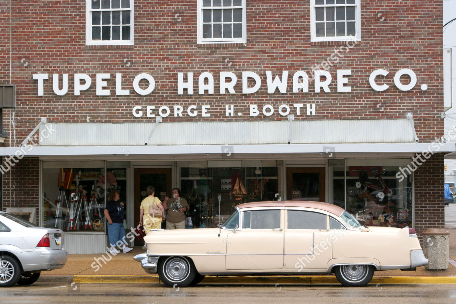 Tupelo Hardware Co Where Gladys Presley Editorial Stock Photo - Stock Image | Shutterstock
