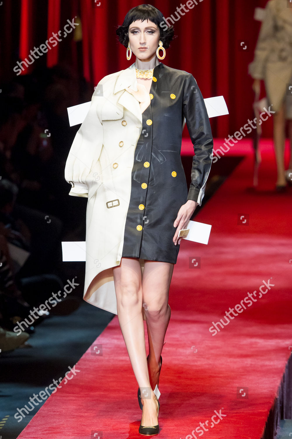 Anna Van Ravenstein On Catwalk Editorial Stock Photo - Stock Image ...