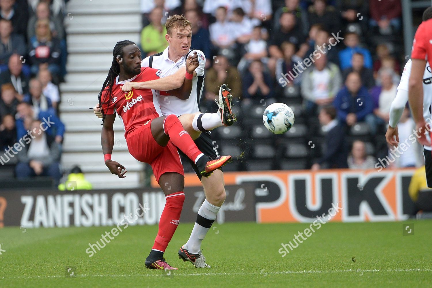 Alex Pearce Derby County Gets Ball Editorial Stock Photo - Stock Image ...