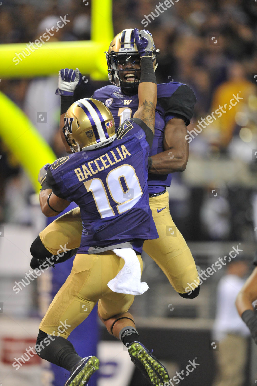 Uw Linebacker Joe Mathis 5 Celebrates Editorial Stock Photo - Stock ...