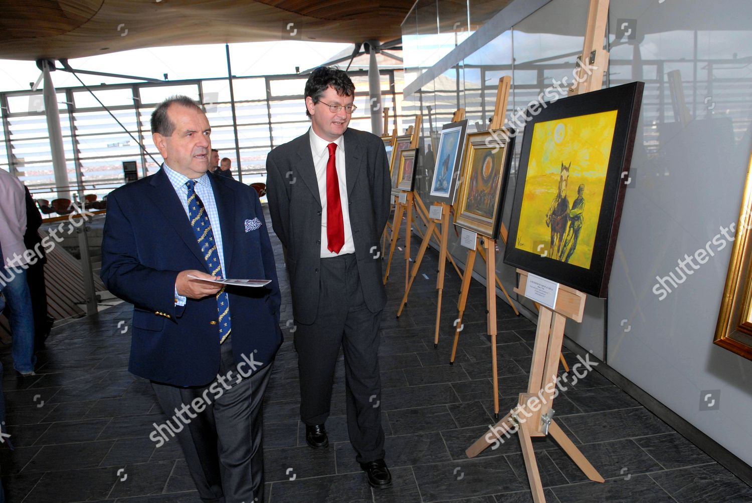 Andrew Vicari Artist Alan Pugh Assembly Editorial Stock Photo - Stock ...