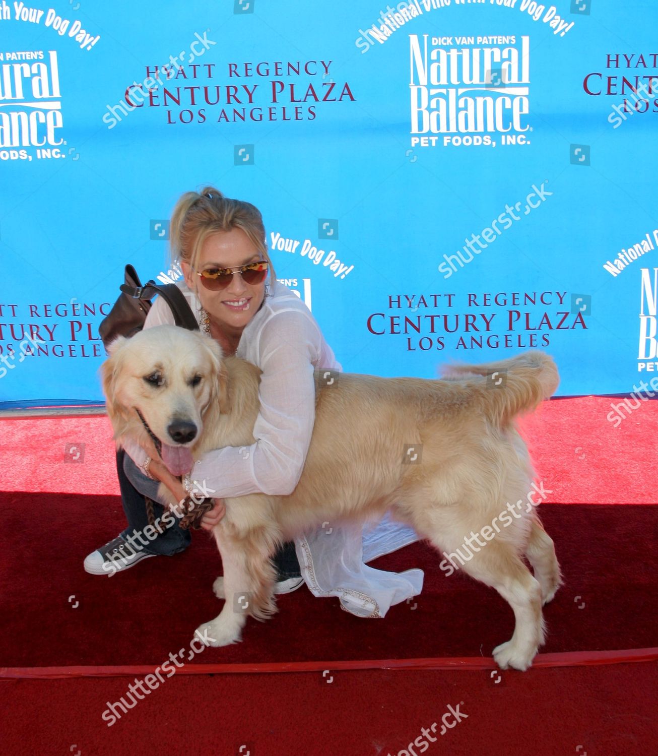 Nicolette Sheridan Her Dog Oliver Editorial Stock Photo - Stock Image ...