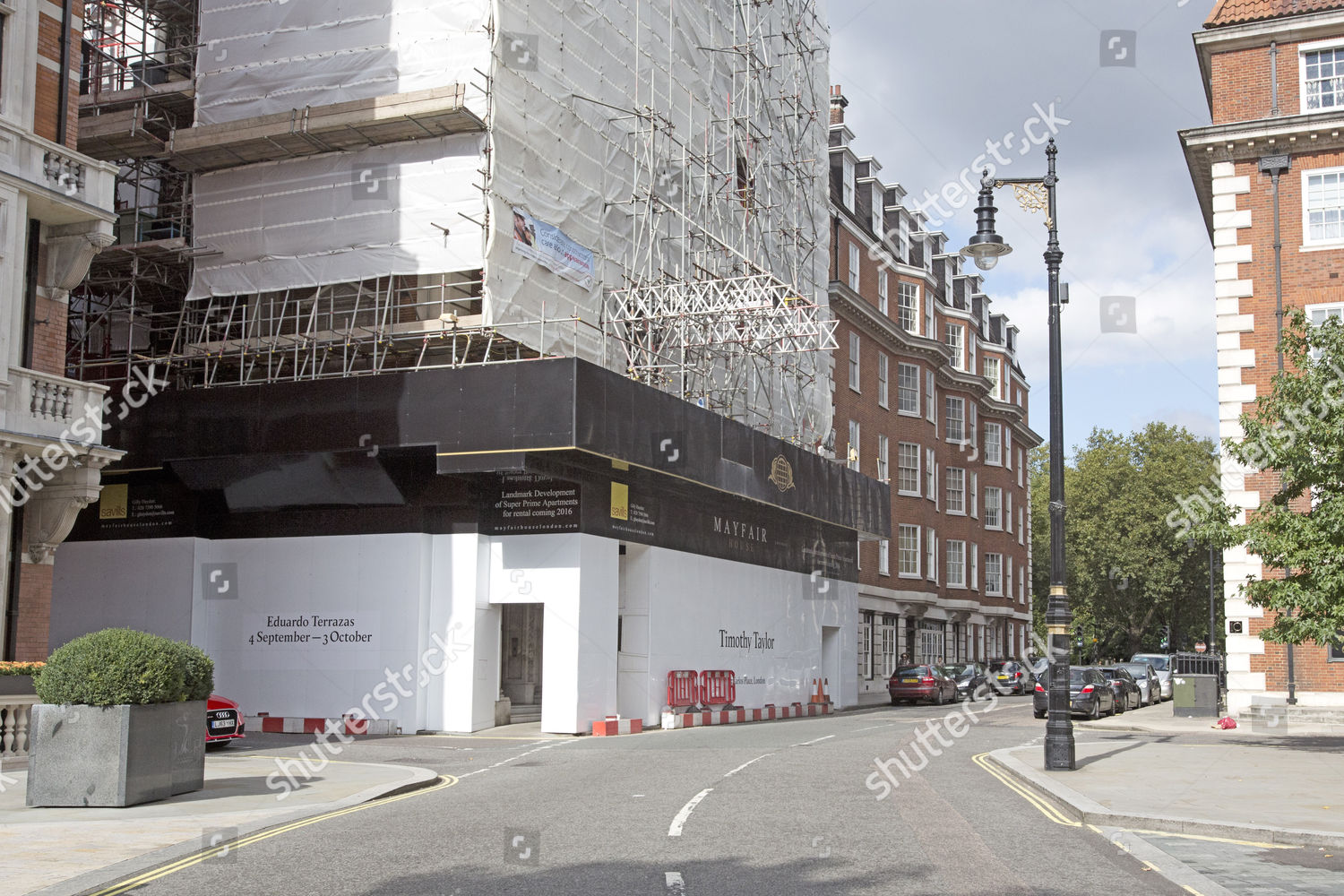 Timothy Taylor Gallery Carlos Place Mayfair Editorial Stock Photo ...