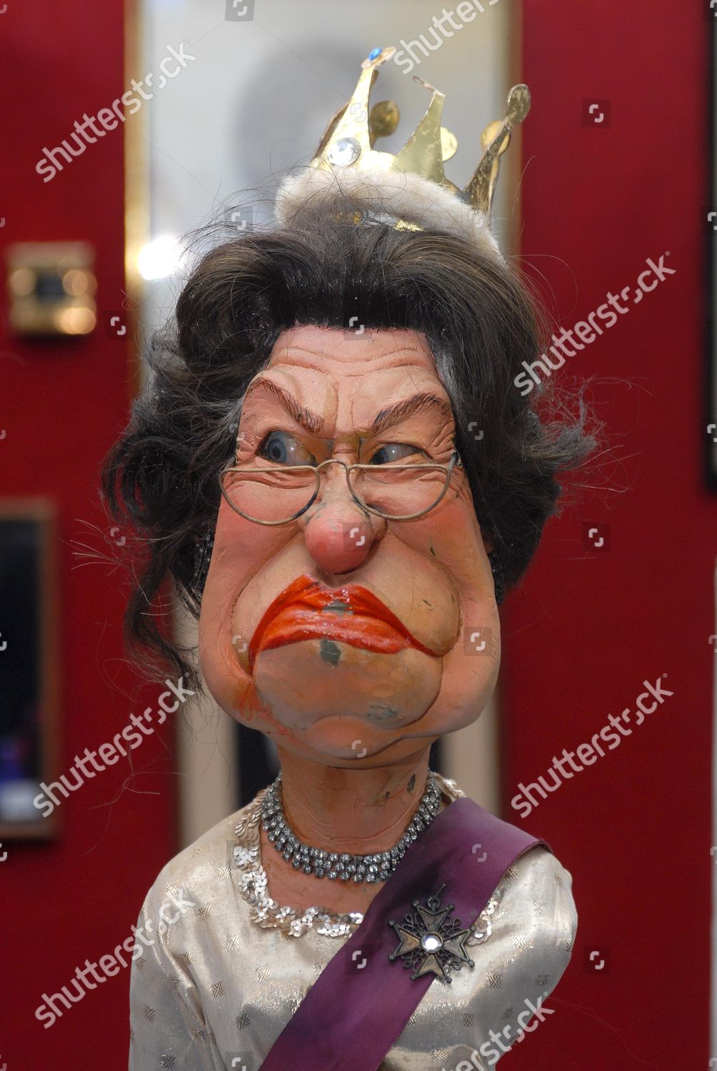 Spitting Image Concept Model Queen Elizabeth Editorial Stock Photo ...