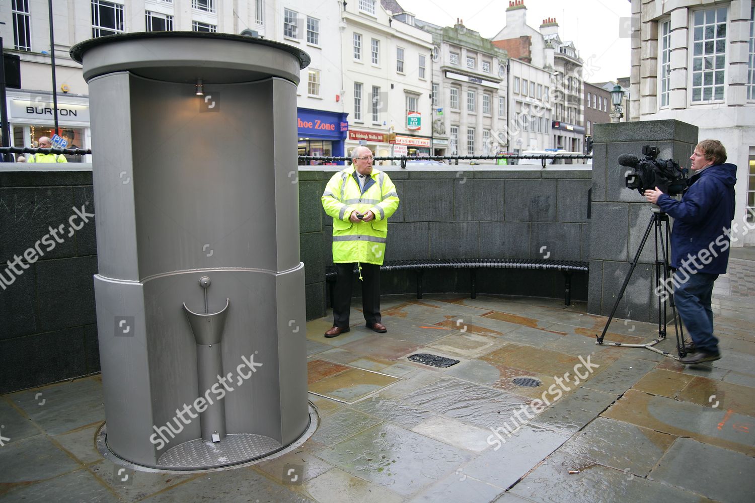 Council Worker Activates Urilift New Hightech Editorial Stock Photo ...