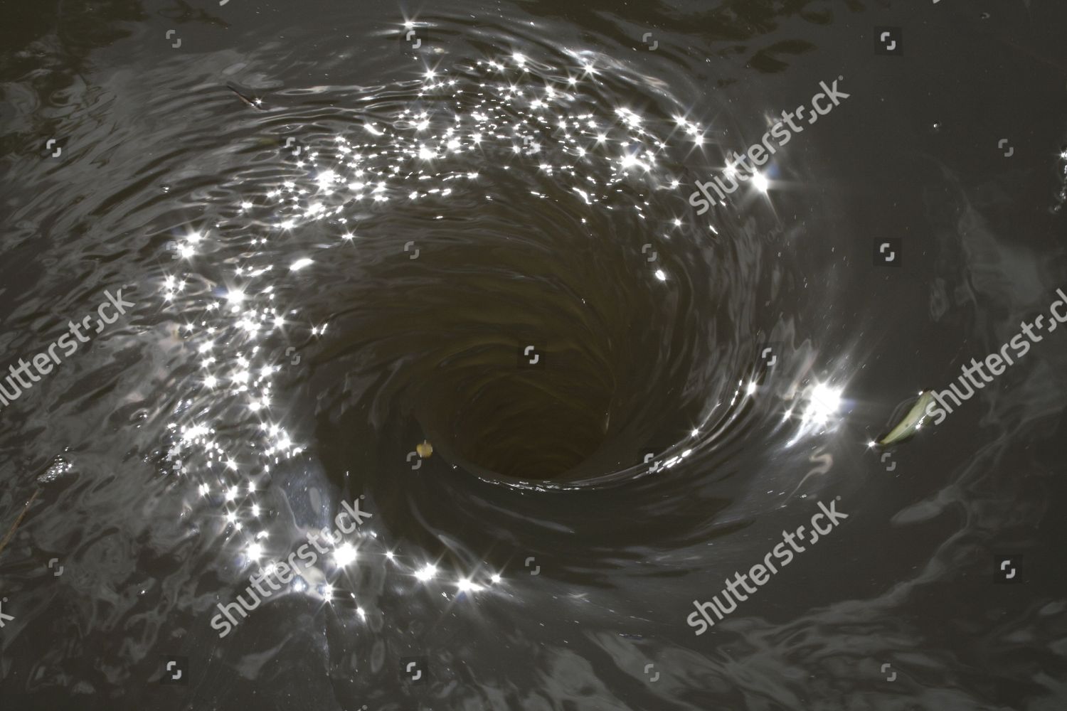 Small Whirlpool Near Canal Lock Oxford Editorial Stock Photo - Stock ...