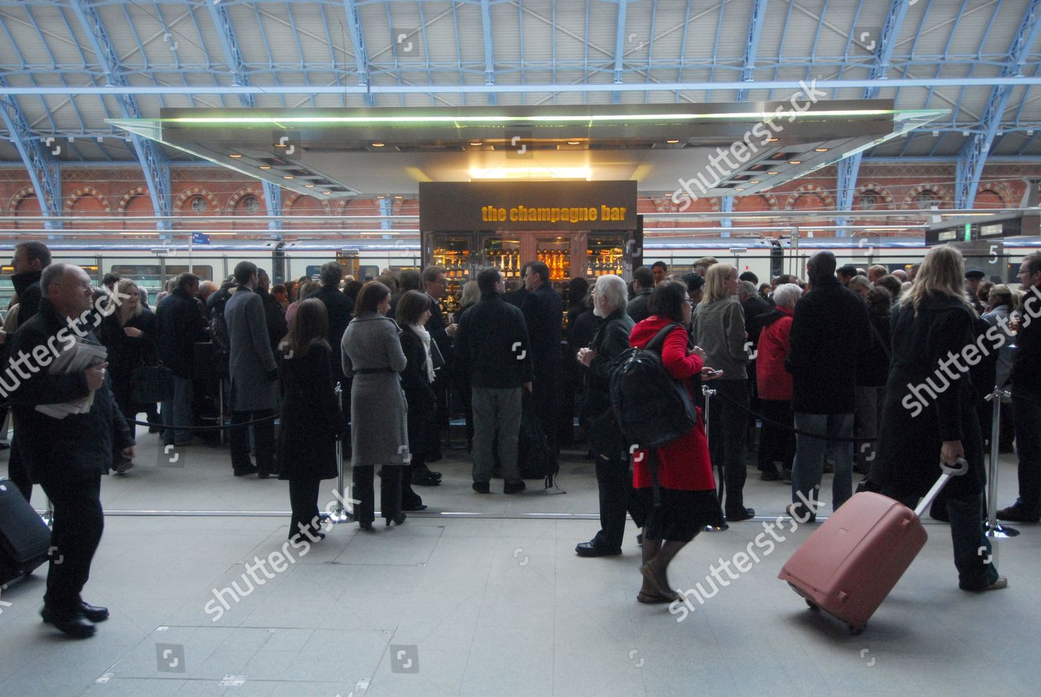 Champagne Bar Inside St Pancras Eurostar Editorial Stock Photo - Stock ...