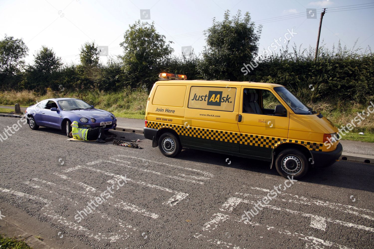 Aa Breakdown Van Aa Man Fixing Editorial Stock Photo - Stock Image ...
