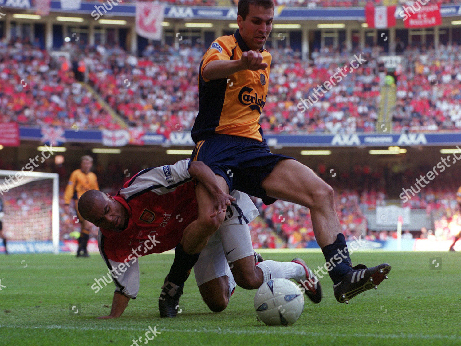 Markus Babbel Liverpool Ashley Cole Arsenal Editorial Stock Photo ...
