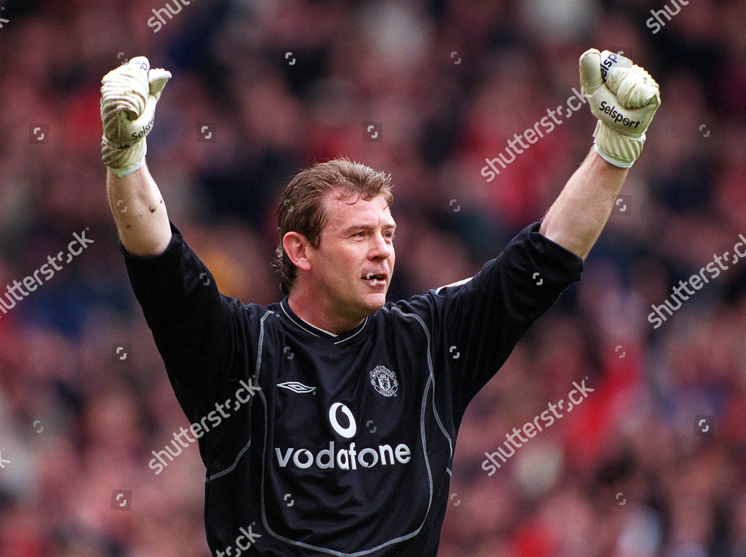 Manchester United Debutant Goalkeeper Andy Goram Editorial Stock Photo ...