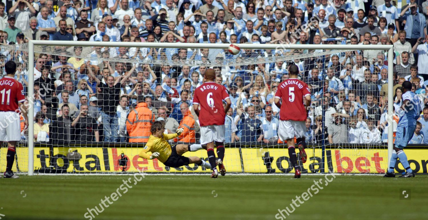 Edwin Van Der Sar Man Utd Editorial Stock Photo - Stock Image ...