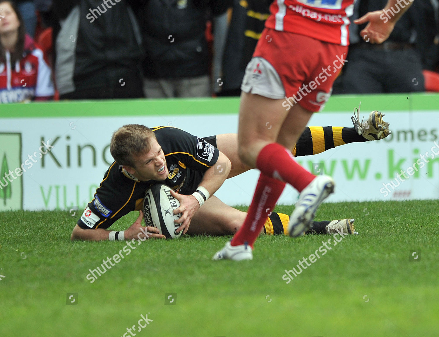 Lachlan Mitchell London Wasps Touches Down Editorial Stock Photo ...