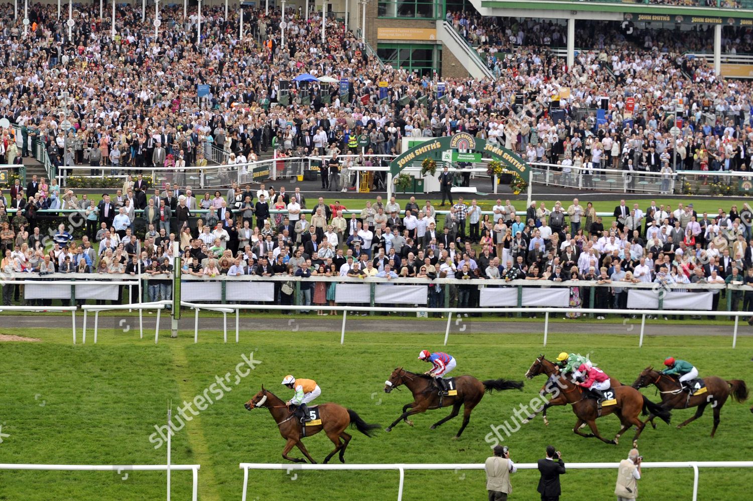 Northumberland Plate Crowd Watch Roker Park Editorial Stock Photo ...