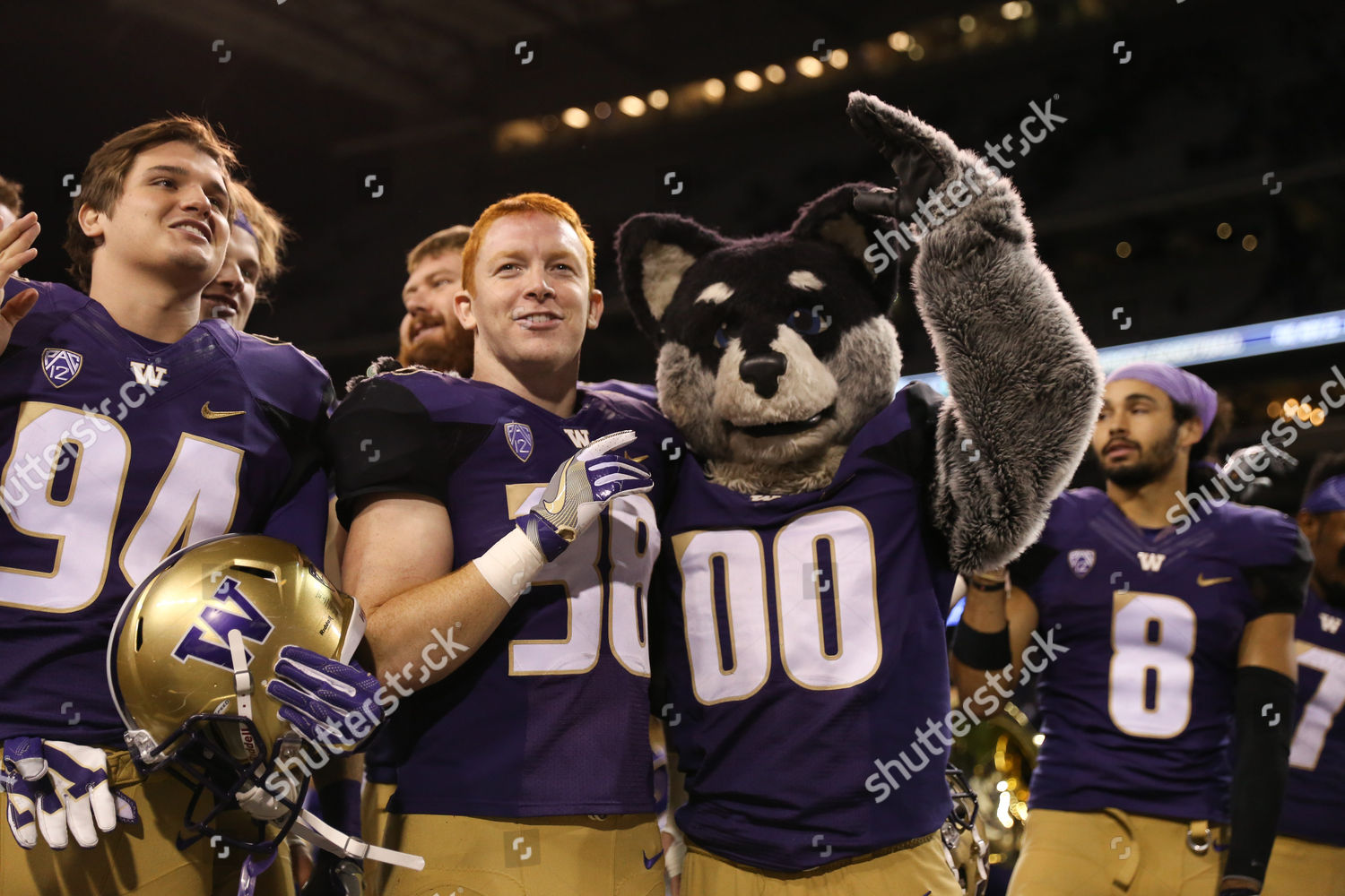 Harry Husky Celebrates Washington Victory Team Editorial Stock Photo ...