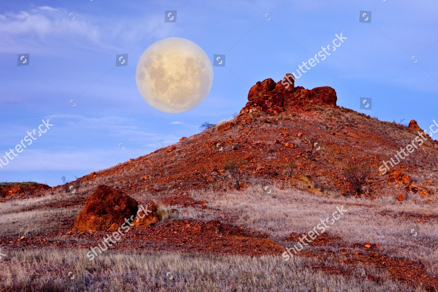 Full Moon Cawnpore Lookout Queensland Editorial Stock Photo - Stock ...