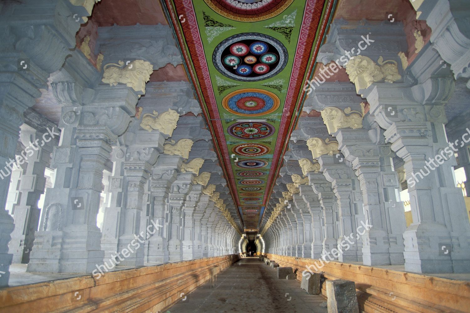 Famous Columnsupported Corridor Ramanathaswami Temple Rameshwaram ...