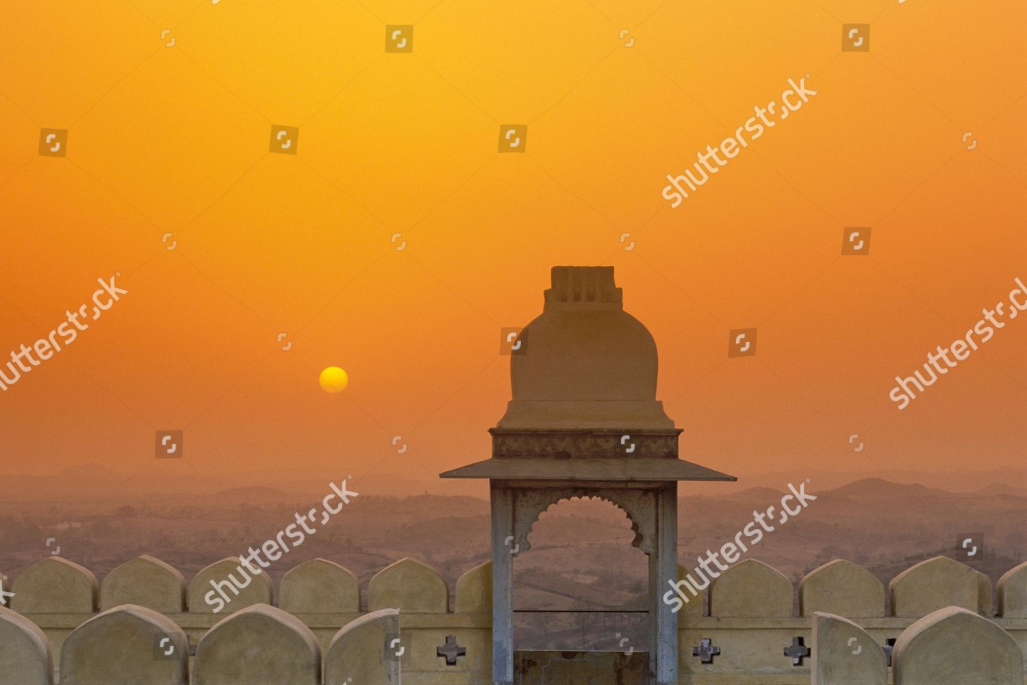 Karni Fort Bambora Palace Hotel Sunset Editorial Stock Photo - Stock ...