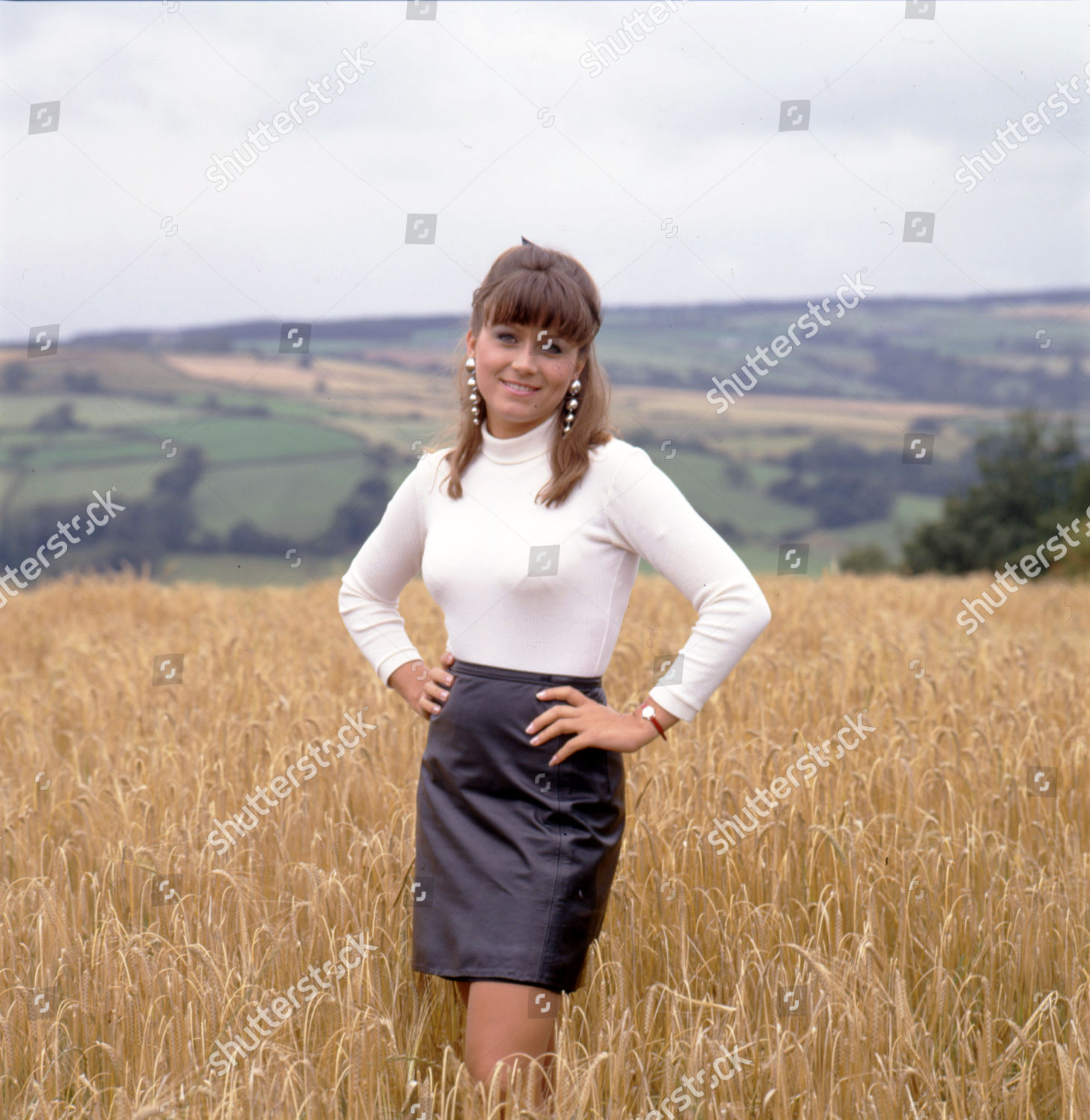 Tricia Penrose Gina Ward Heartbeat Season Editorial Stock Photo - Stock ...