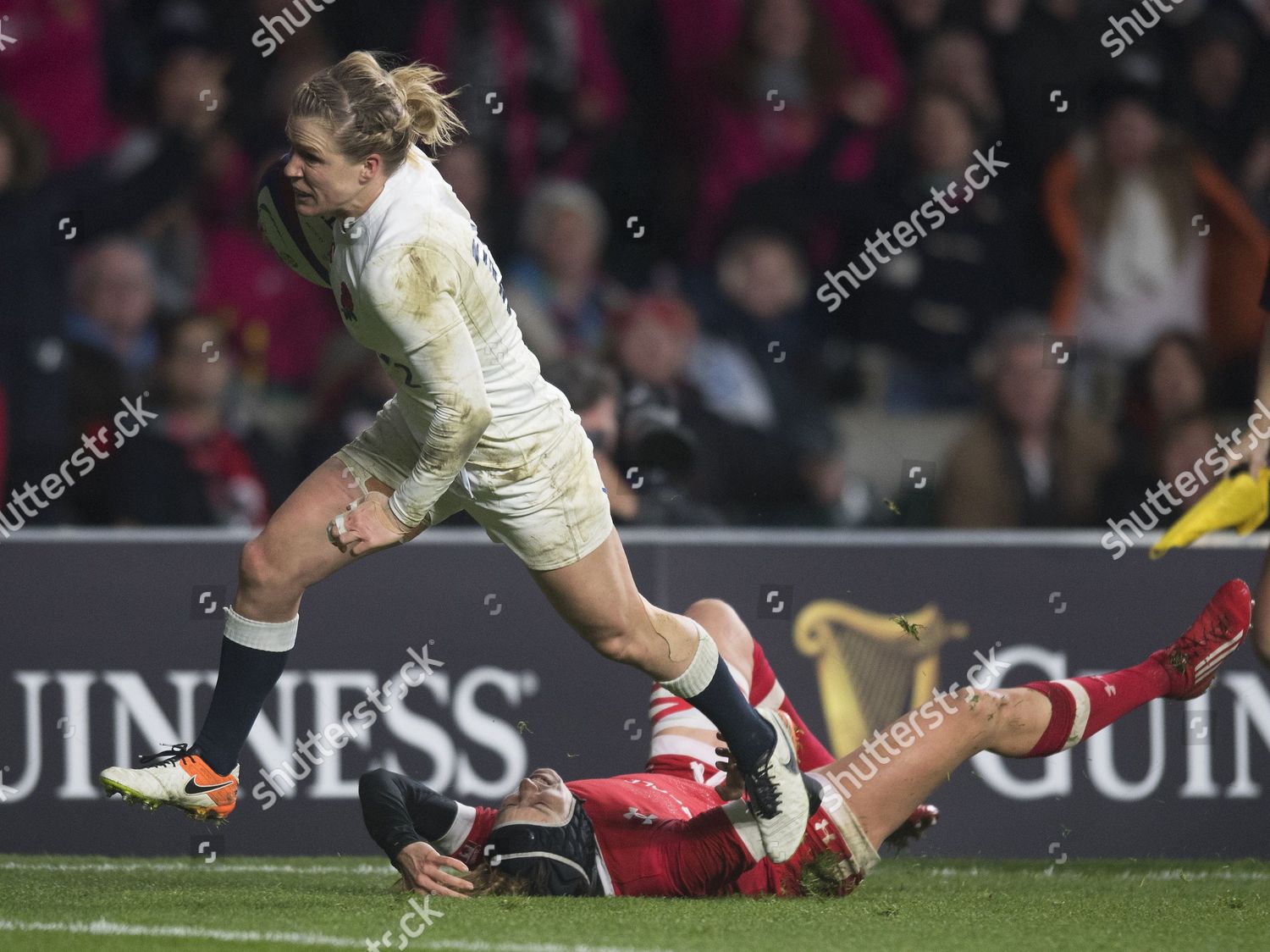 Danielle Waterman Evades Tackle Tyson Beukeboom Editorial Stock Photo ...