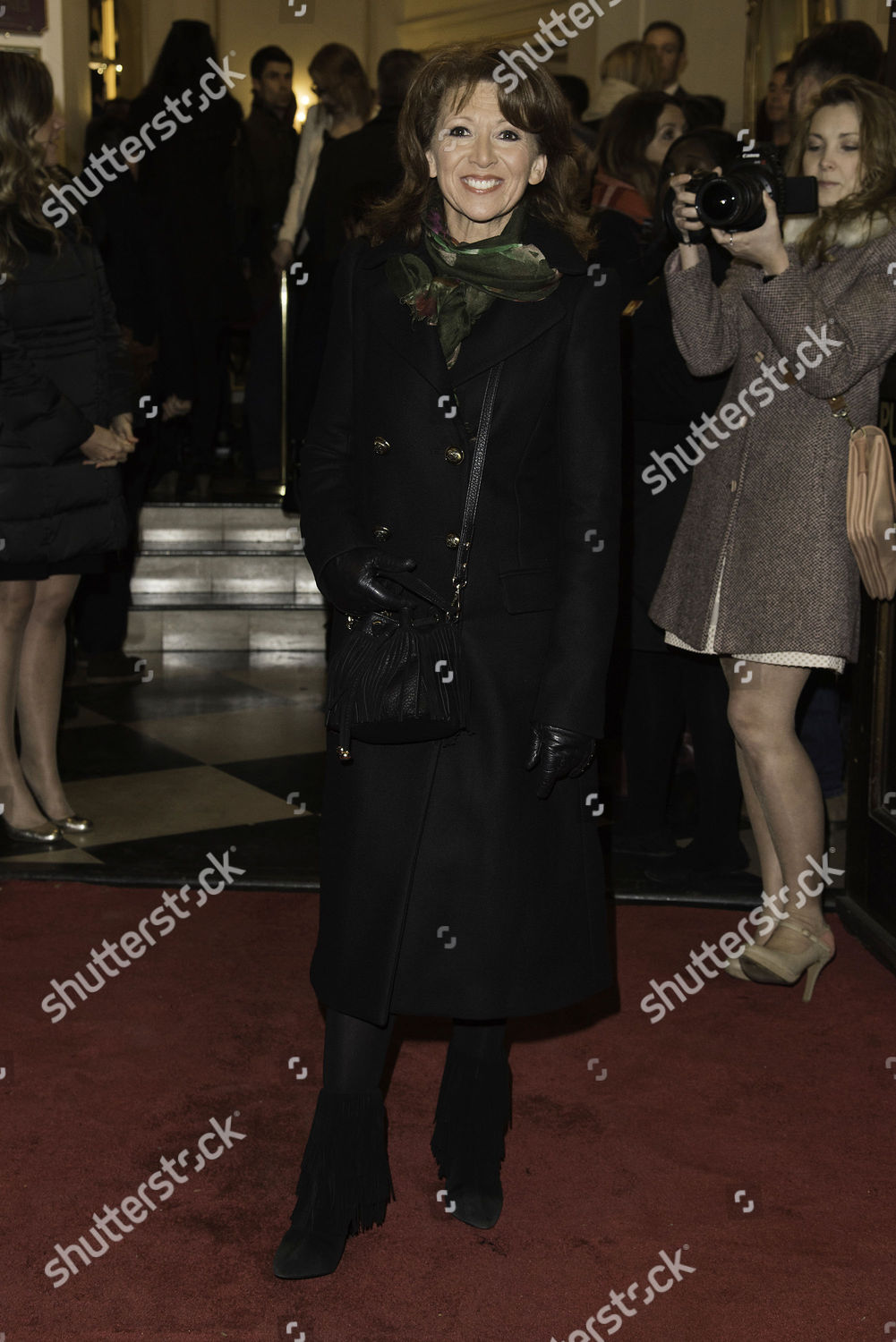 End Longing Arrivals Playhouse Theatre Bonnie Editorial Stock Photo ...