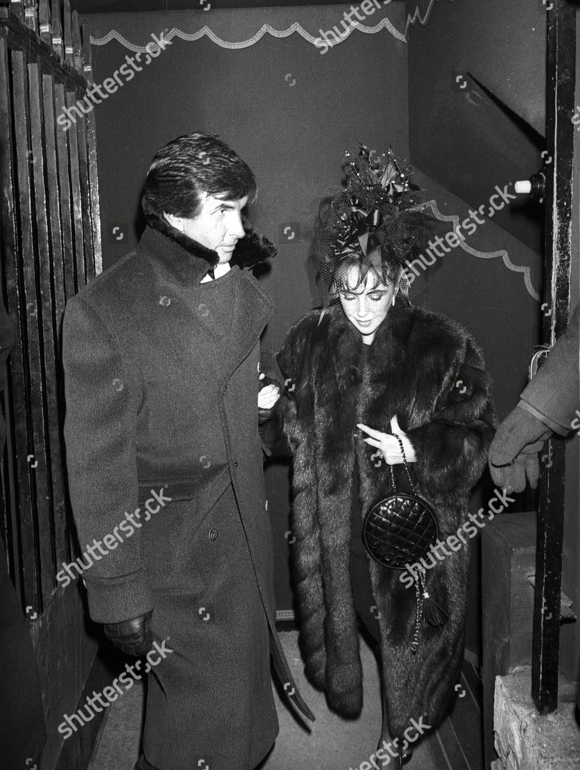 George Hamilton Elizabeth Taylor Leave Annabels Editorial Stock Photo ...