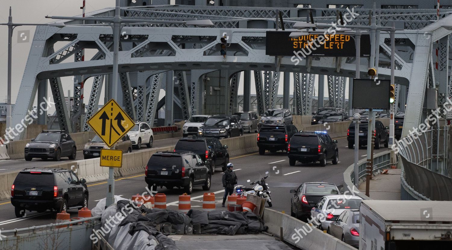 United States Presidentelect Donald Trumps Motorcade Editorial Stock ...