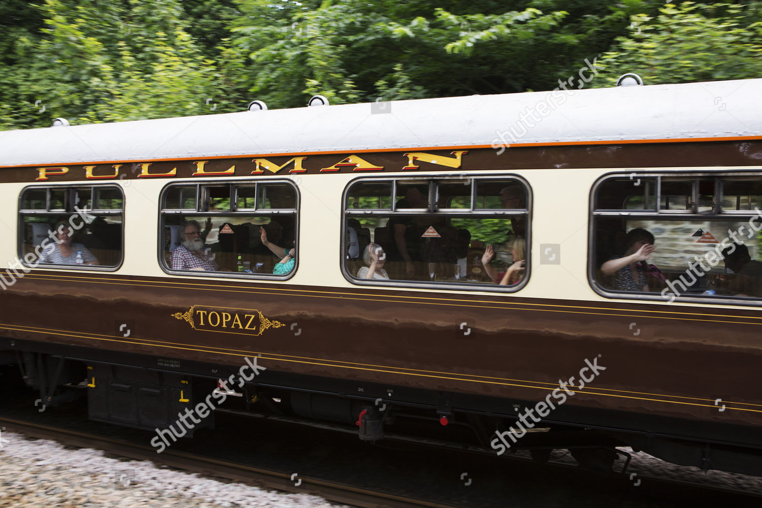 Pullman Carriage On Flying Scotsman Steam Editorial Stock Photo - Stock ...