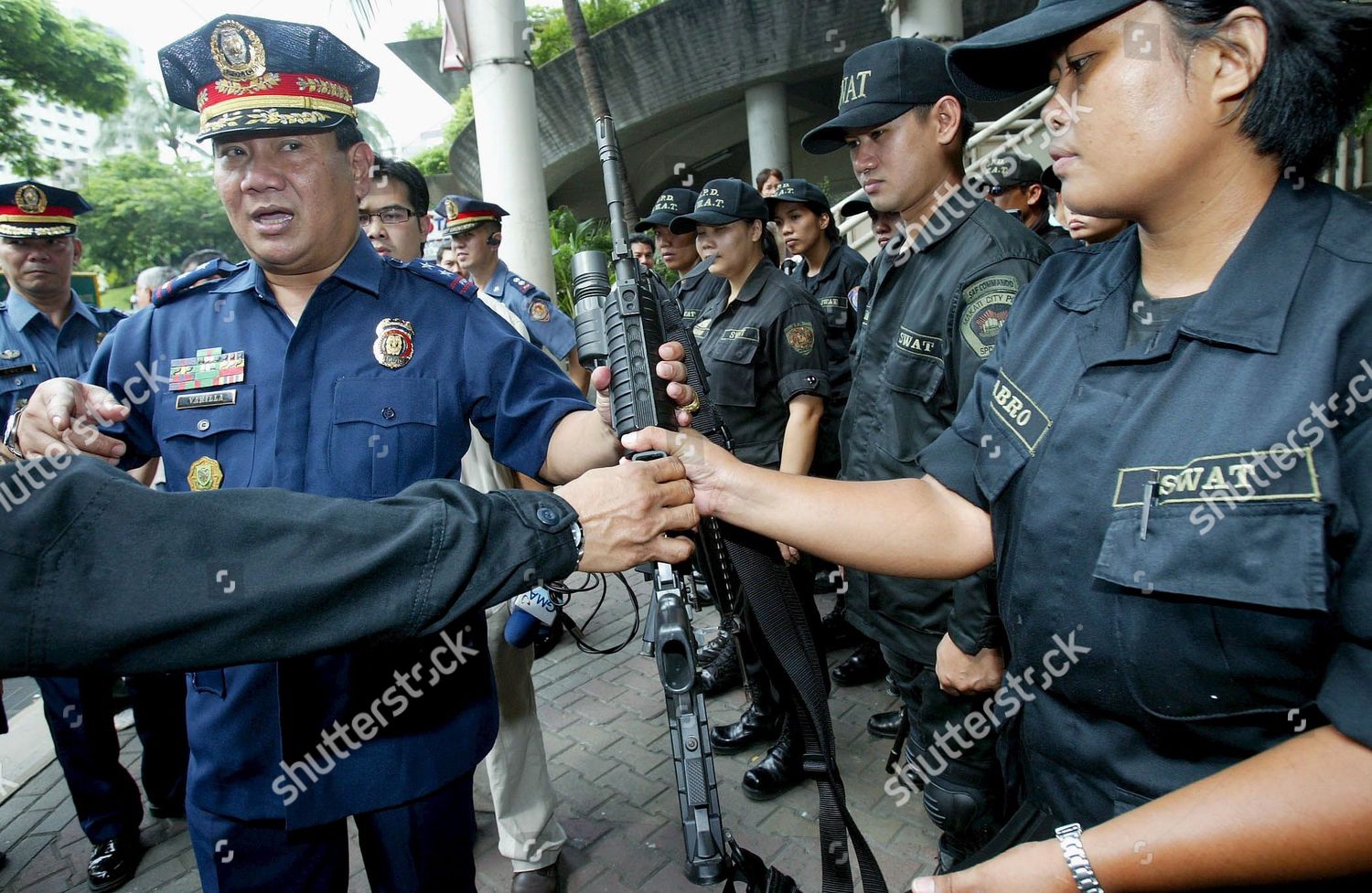 Filipino Police Official Hands Over M16 Editorial Stock Photo - Stock ...