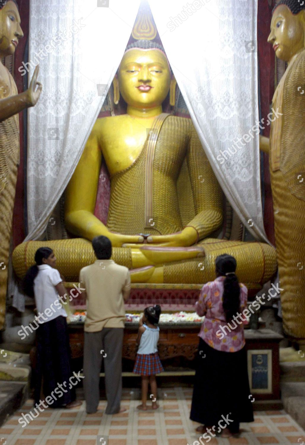 Buddhists Engaged Religious Observances During Nonagathaya Editorial ...