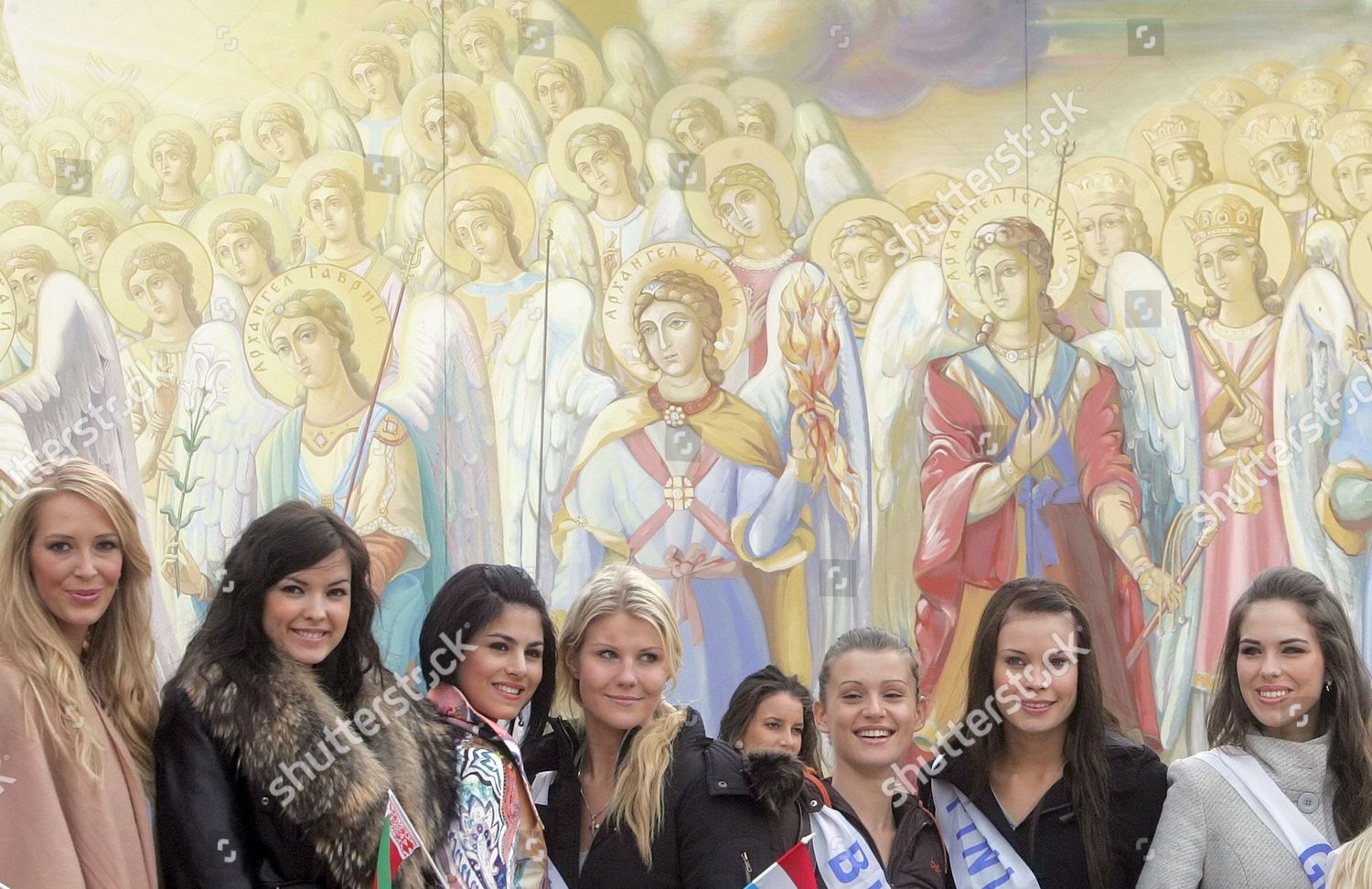 Miss Europe 2006 Participants Pose Press Editorial Stock Photo - Stock ...
