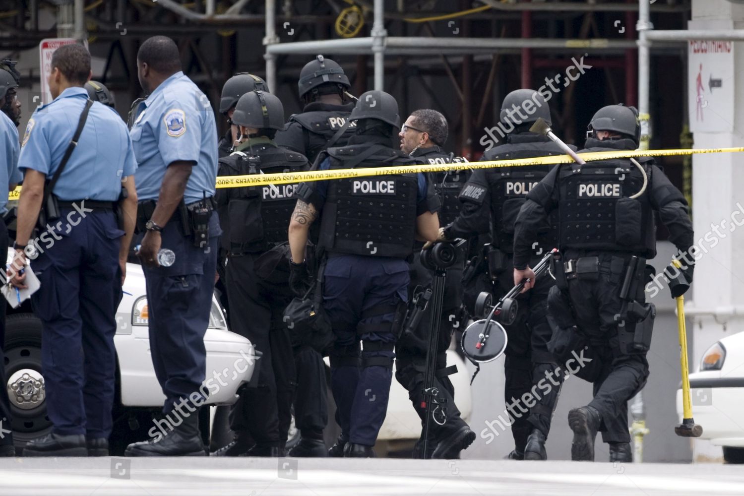 Police Swat Team Officers Stage Outside Editorial Stock Photo - Stock ...