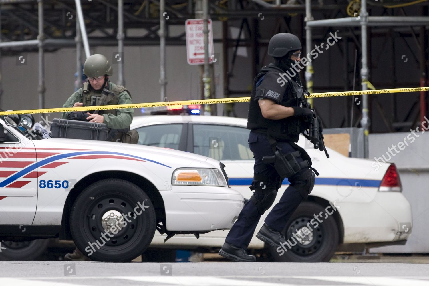 Police Swat Team Officers Stage Outside Editorial Stock Photo - Stock ...