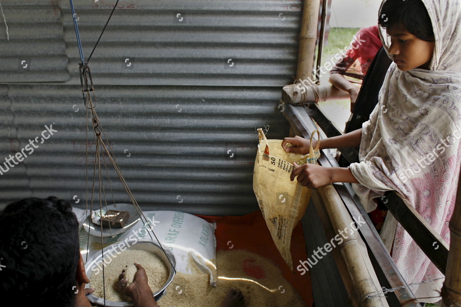 Bangladeshi Girl Low Income Groups Stands Editorial Stock Photo - Stock ...