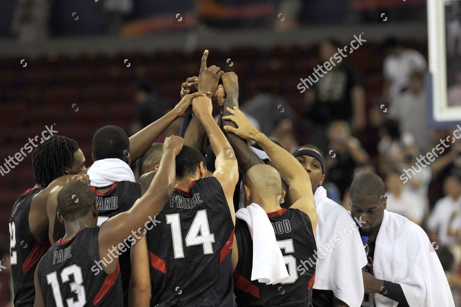 Team Usa Huddles After Defeating Spain Editorial Stock Photo - Stock ...
