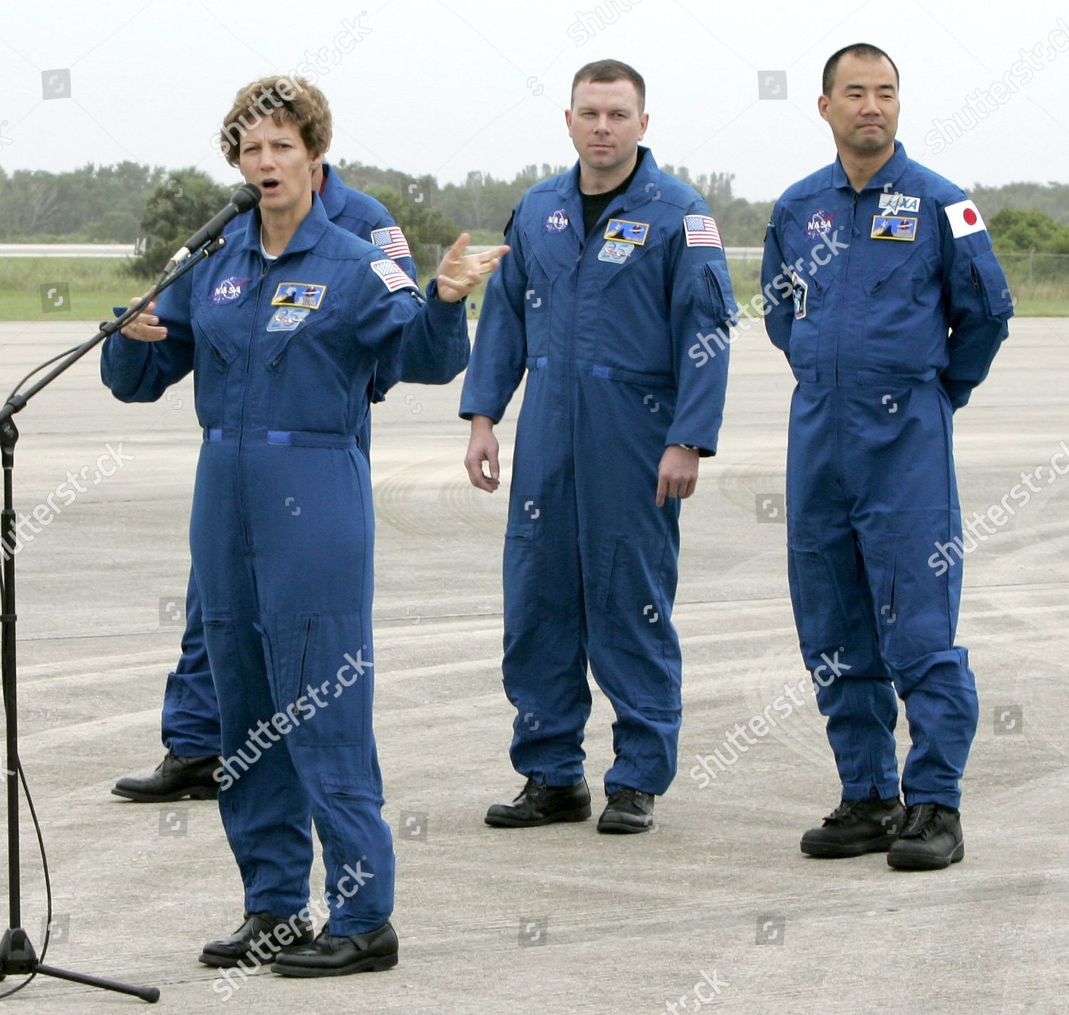 Sts114 Nasa Flight Crew Arrives Kennedy Editorial Stock Photo - Stock ...