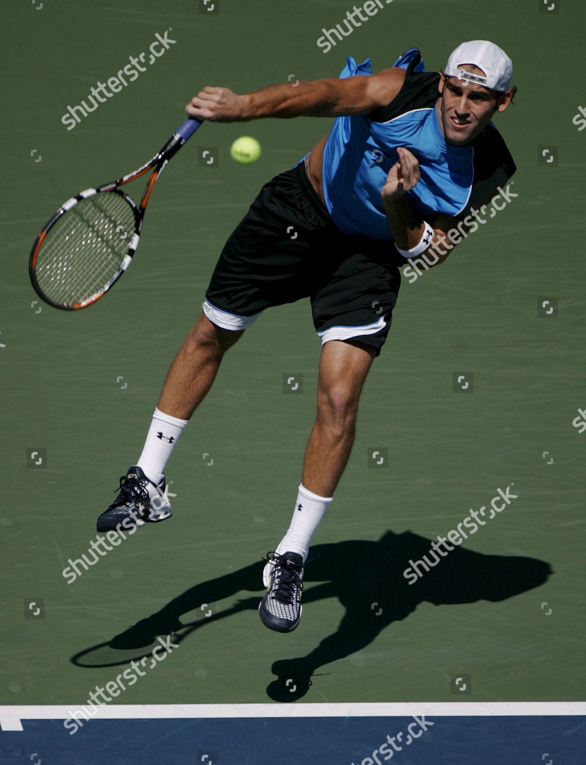 Robby Ginepri Us Serves Andre Agassi Editorial Stock Photo - Stock ...